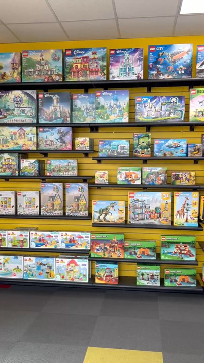 BRICKS & MINIFIGS - Updated January 2026 - 72 Photos & 84 Reviews ...