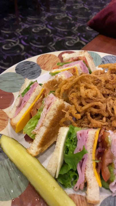 FAT DADDY’S SPORTS & SPIRITS CAFÉ - Updated December 2025 - 256 Photos ...