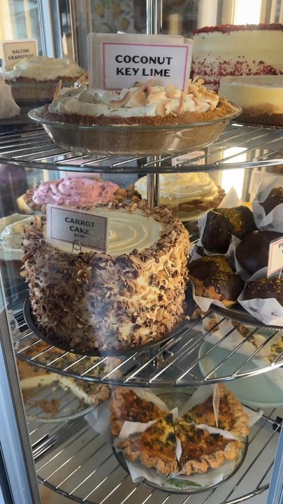 LAURETTA JEAN’S - Updated May 2025 - 783 Photos & 721 Reviews - 3402 SE ...