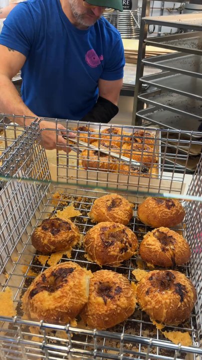 HEY BAGEL - Updated March 2025 - 109 Photos & 67 Reviews - 4610 Village ...