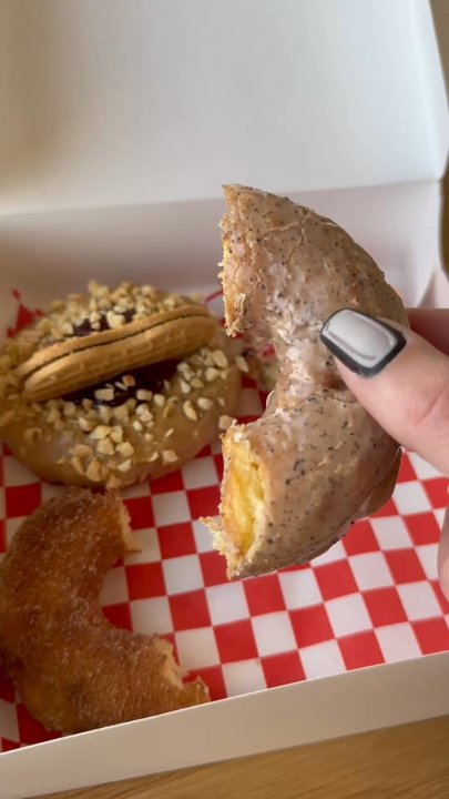 DESERT DONUTS - Updated April 2026 - 236 Photos & 73 Reviews - 8501 E ...