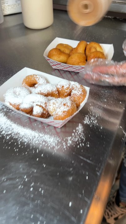 MIGHTY DONUTS - Updated April 2026 - 129 Photos & 26 Reviews - 1700 ...