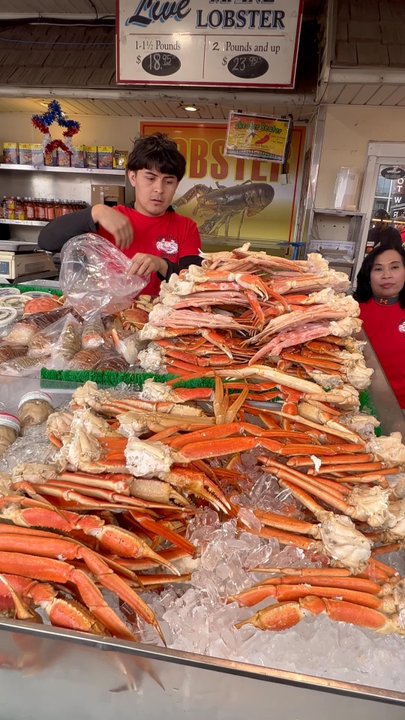 MUNICIPAL FISH MARKET AT THE WHARF - Updated July 2025 - 104 Photos ...