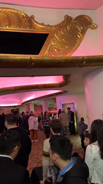 CREST THEATRE - Updated March 2026 - 758 Photos & 381 Reviews - 1013 K ...
