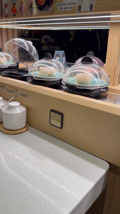 UZU REVOLVING SUSHI - Updated March 2026 - 815 Photos & 693 Reviews ...