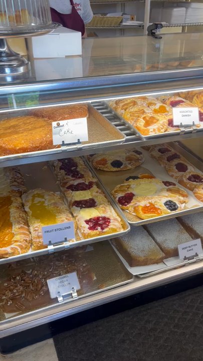 HELFER’S PASTRIES & DELI CAFE - Updated December 2025 - 68 Photos & 70 ...