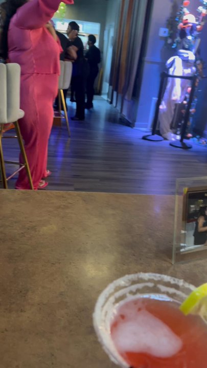 SERV RESTAURANT - Updated March 2026 - 58 Photos & 19 Reviews - 6635 ...
