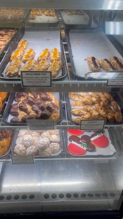 MORENO BAKERY - Updated December 2025 - 919 Photos & 821 Reviews - 737 ...