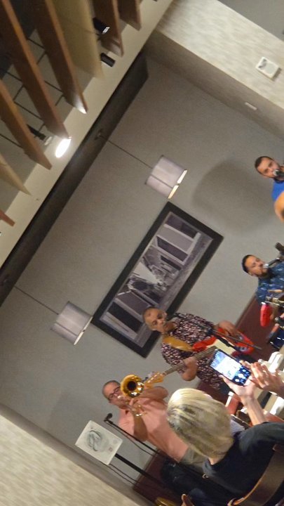 METROPOL RESTAURANT - Updated December 2025 - 49 Photos & 22 Reviews ...