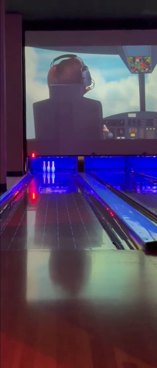 BOWLERO ANAHEIM - Updated October 2025 - 373 Photos & 582 Reviews - 400 ...