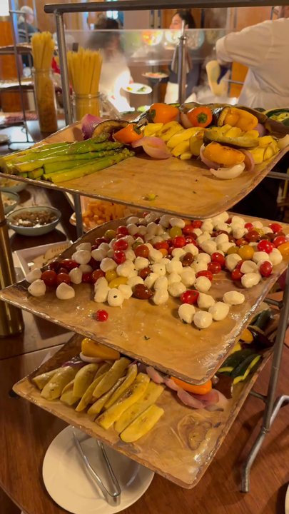 THE QUEEN MARY’S ROYAL SUNDAY BRUNCH - Updated March 2026 - 1030 Photos ...