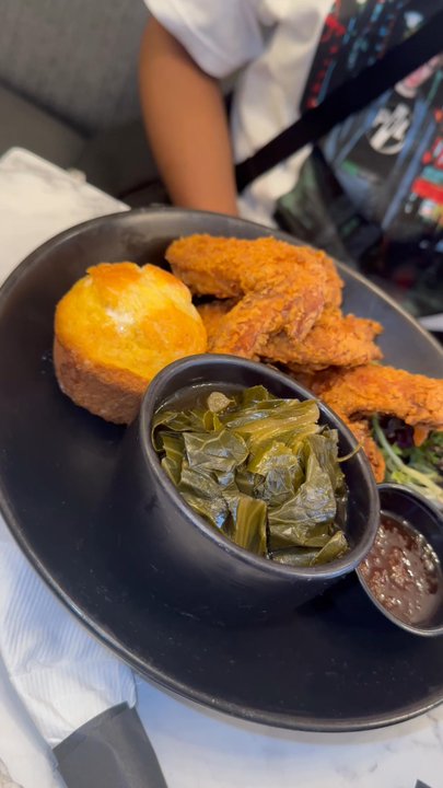 SOUTHERN QUEENZ RESTAURANT & BAR - Updated May 2026 - 383 Photos & 144 ...