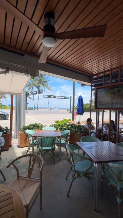 OZZIE’S RESTAURANT BAR - Updated January 2026 - 92 Photos & 39 Reviews ...