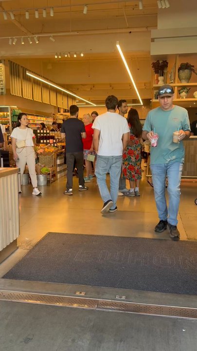 EREWHON - Updated October 2025 - 592 Photos & 218 Reviews - 339 N ...