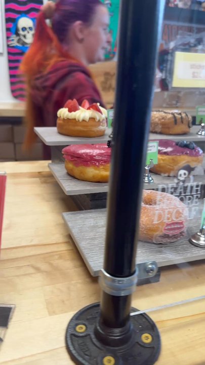 DIABLO DOUGHNUTS - Updated July 2025 - 732 Photos & 397 Reviews - 7698 ...