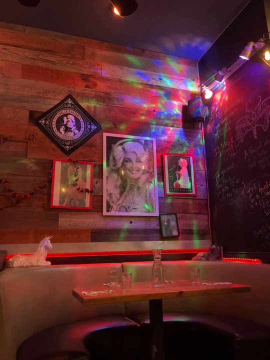 EMMY’S SPAGHETTI SHACK - Updated February 2025 - 935 Photos & 849 ...