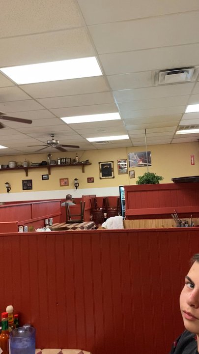 HOMETOWN CAFE - Updated October 2025 - 251 Photos & 317 Reviews - 9251 ...