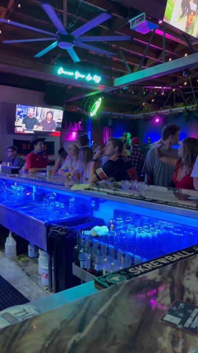 710 BEACH CLUB - Updated May 2026 - 414 Photos & 559 Reviews - 710 ...