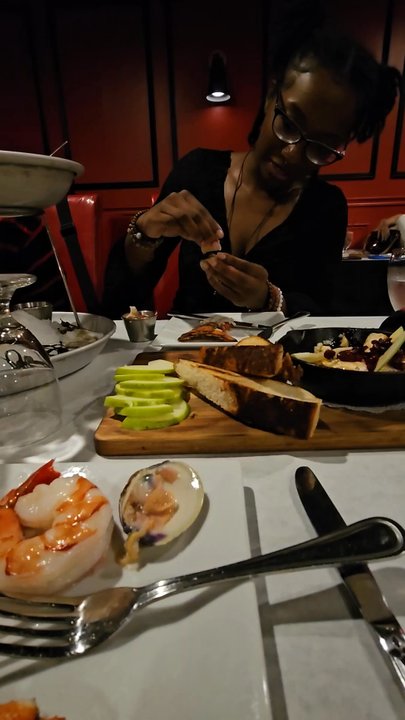 CAST IRON CHEF CHOP HOUSE & OYSTER BAR - Updated April 2025 - 808 ...