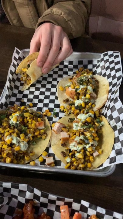 SIDE CHICK SPORTS BAR - Updated December 2025 - 15 Photos & 26 Reviews ...