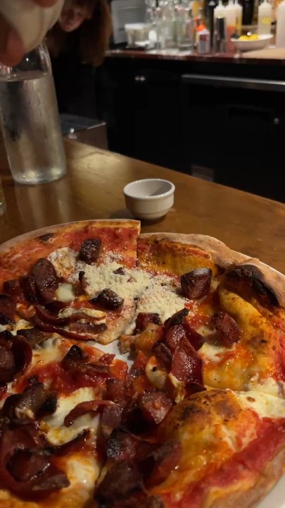 NAPOLESE PIZZERIA - Updated September 2025 - 253 Photos & 282 Reviews ...