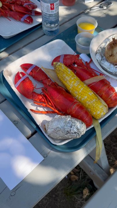 CABBAGE ISLAND CLAMBAKES - Updated December 2025 - 417 Photos & 167 ...