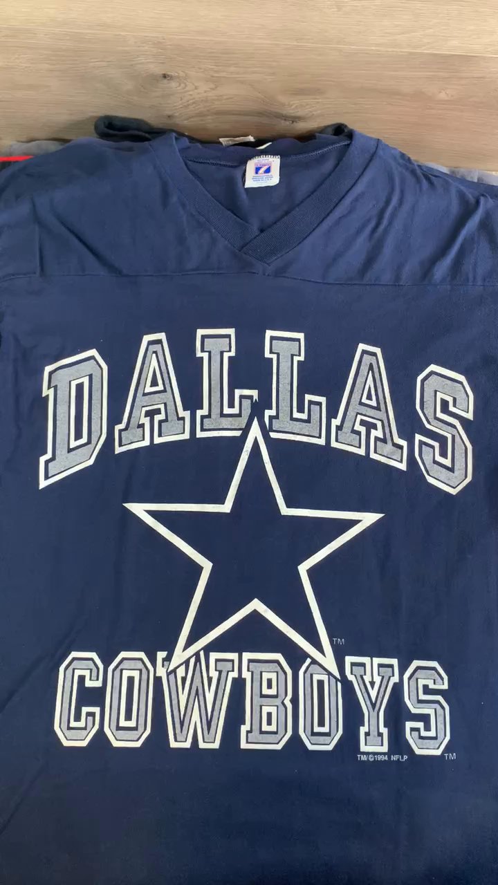 Whatnot - Modern & Vintage Graphic Tees Livestream by derynsfunfinds # ...