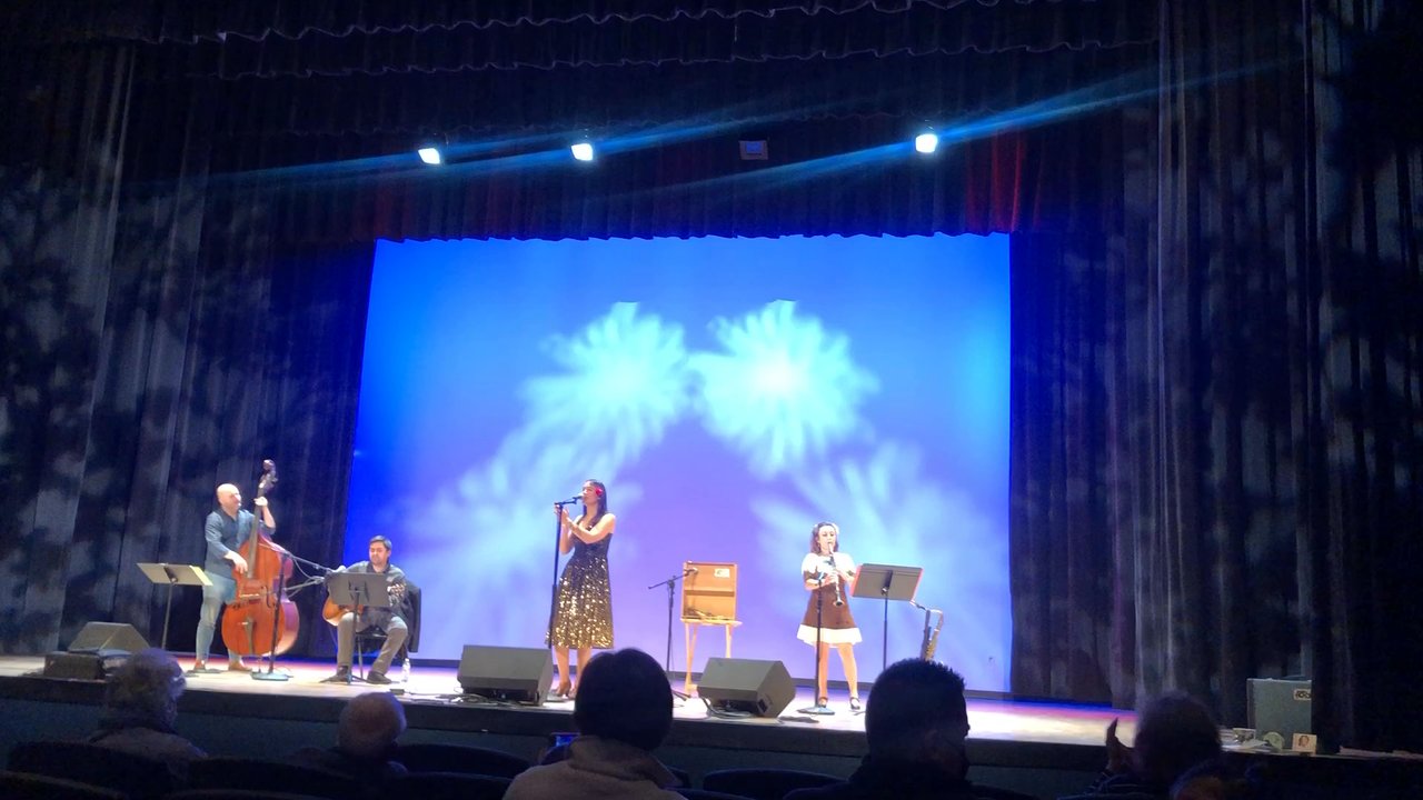 WINDMILL LIBRARY - Updated June 2025 - 340 Photos & 178 Reviews - 7060 ...