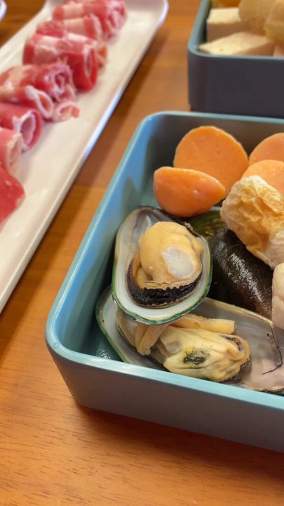 HOTLY POT - Updated October 2025 - 2230 McPhillips Street, Winnipeg ...