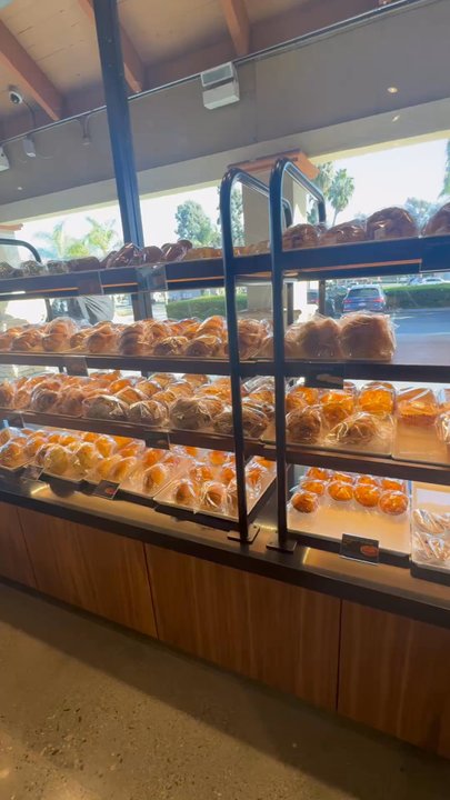 85°C BAKERY CAFE-OCEANSIDE - Updated August 2025 - 232 Photos & 90 ...