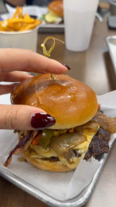 WAGYULICIOUS BURGERS AND BREWS - Updated December 2025 - 28 Photos & 32 ...