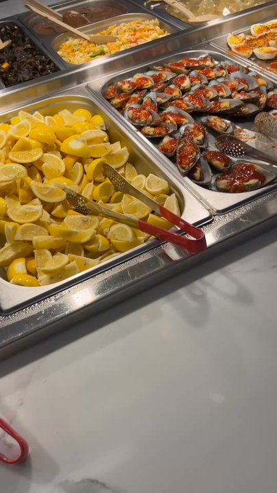 GOLDEN APPLE BUFFET - Updated July 2025 - 137 Photos & 89 Reviews ...