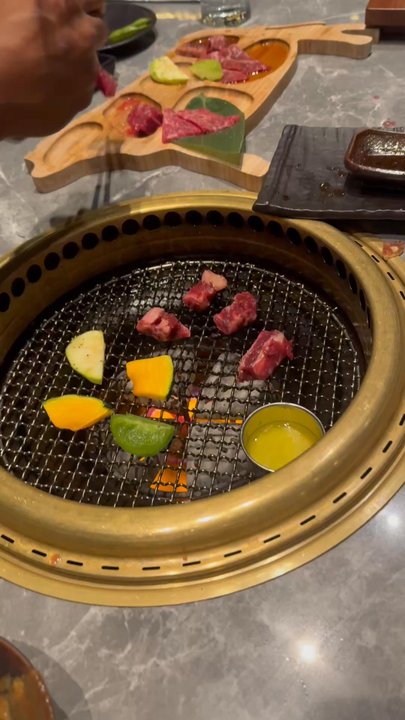 ISHONI YAKINIKU - Updated December 2025 - 1072 Photos & 365 Reviews ...