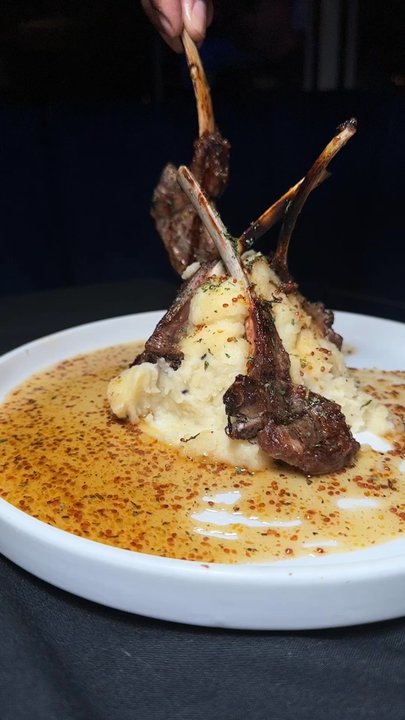 42 BAR AND GRILL - Updated April 2025 - 113 Photos & 33 Reviews - 327 ...