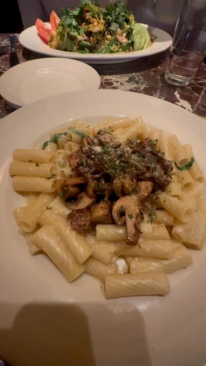 GRAND LUX CAFE - Updated January 2026 - 5112 Photos & 4188 Reviews ...