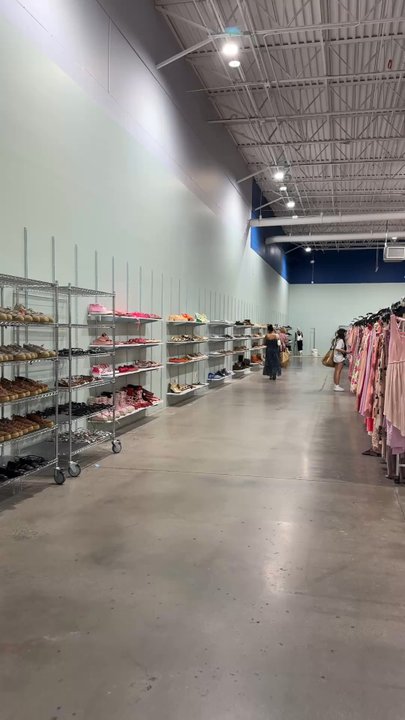 RECLECTIC - Updated December 2025 - 126 Photos & 37 Reviews - 5000 S ...