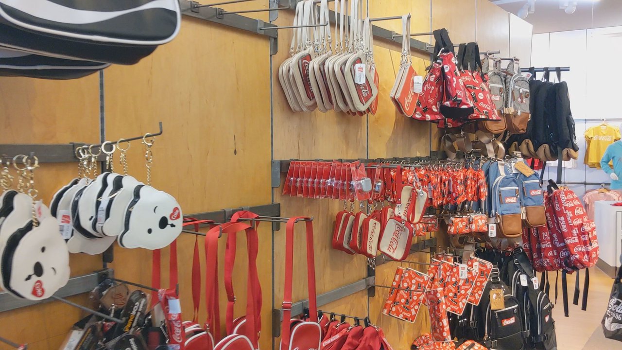 COCA‑COLA STORE ATLANTA - Updated December 2025 - 67 Photos - 121 Baker ...