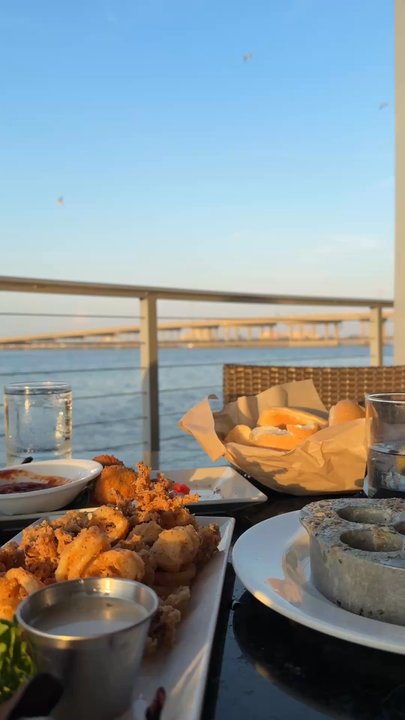 PIER 22 - Updated October 2025 - 888 Photos & 934 Reviews - 1200 1st ...