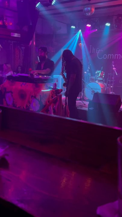 THE COMMODORE - Updated April 2025 - 41 Photos & 53 Reviews - 504 ...