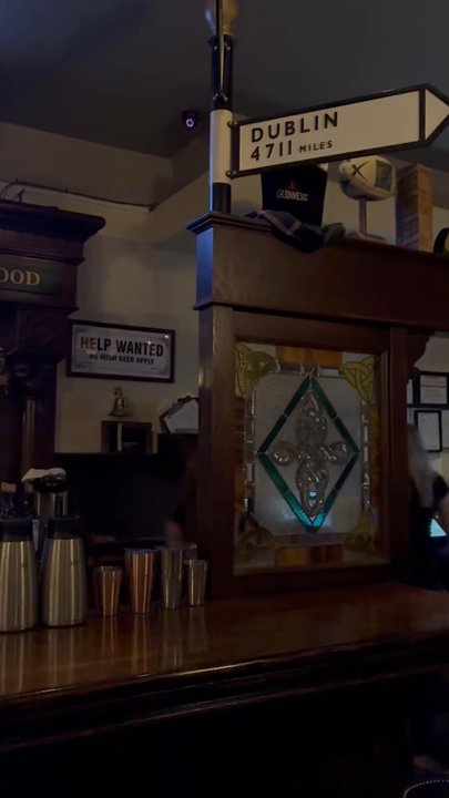 TWO FOOLS TAVERN - Updated April 2025 - 745 Photos & 782 Reviews - 3211 ...