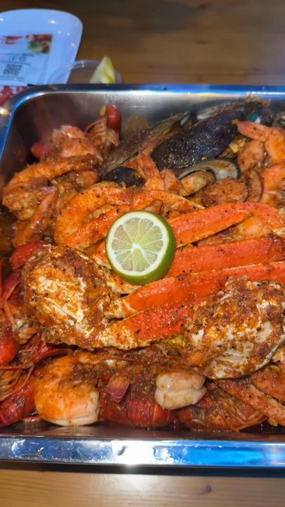 JUICY SEAFOOD - BATON ROUGE - Updated January 2026 - 135 Photos & 119 ...