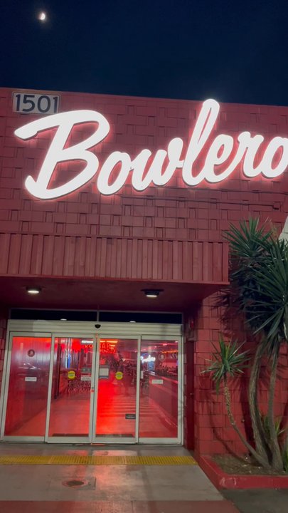 BOWLERO FULLERTON - Updated May 2025 - 145 Photos & 180 Reviews - 1501 ...