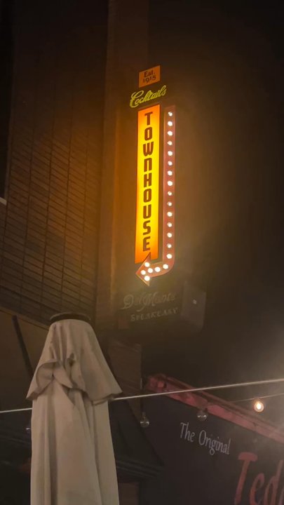 TOWNHOUSE COCKTAILS - Updated December 2025 - 156 Photos & 441 Reviews ...