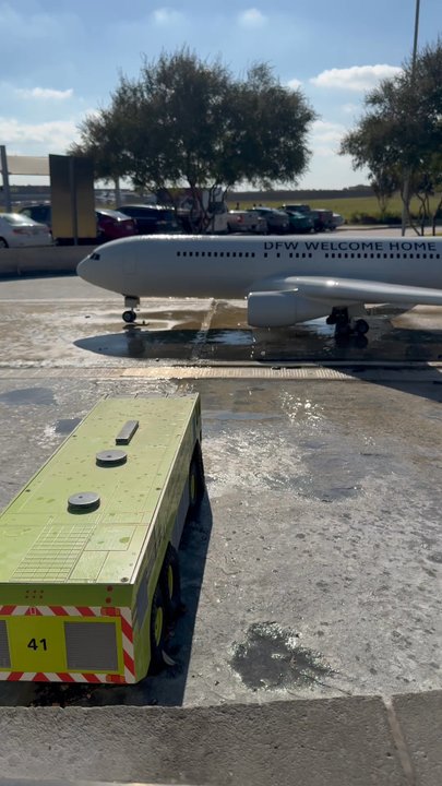 FOUNDERS PLAZA OBSERVATION AREA - Updated December 2025 - 161 Photos ...