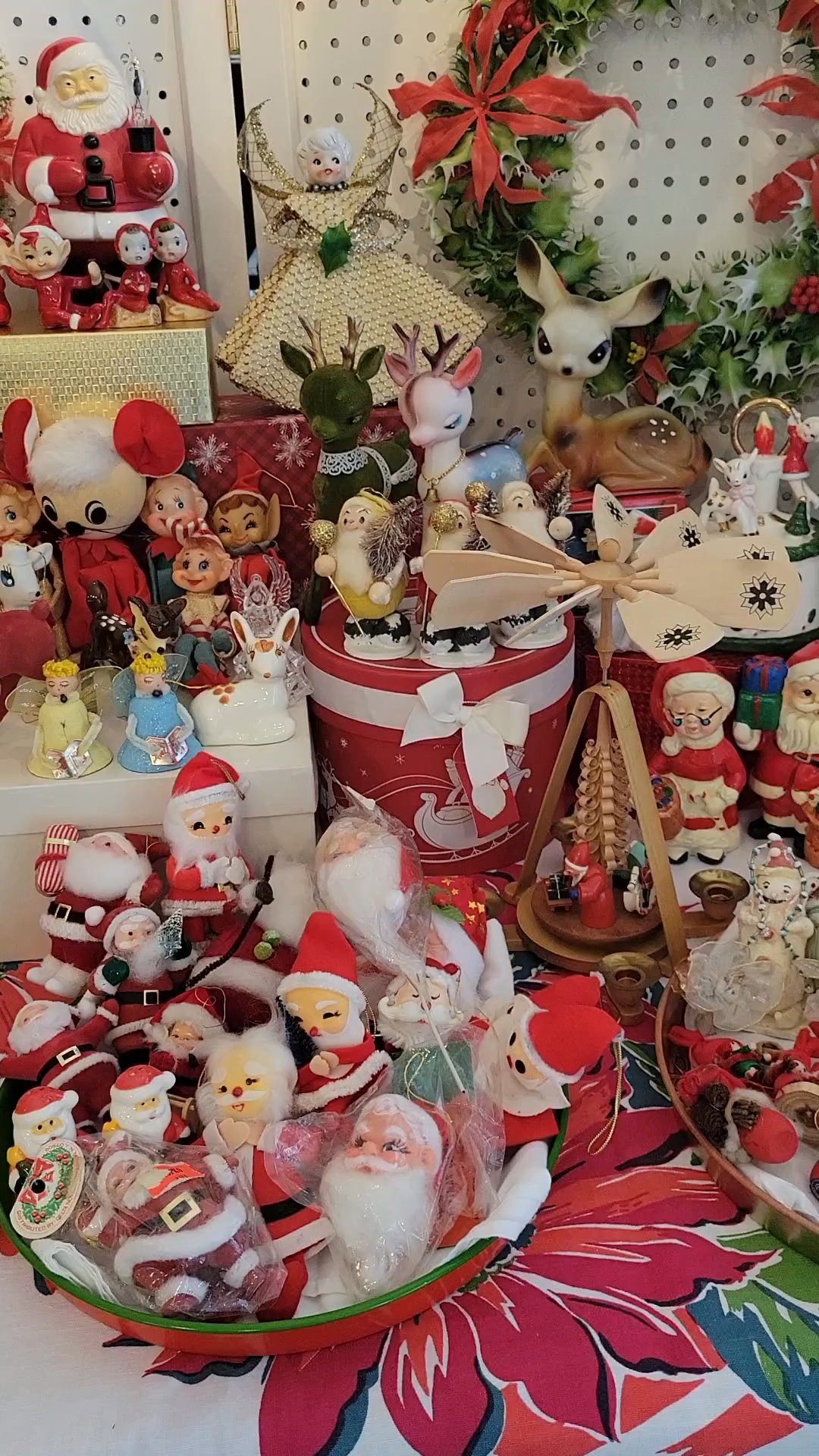 Whatnot - VINTAGE CHRISTMAS WEEKLY SHOW Livestream by kluvsdogs33 # ...