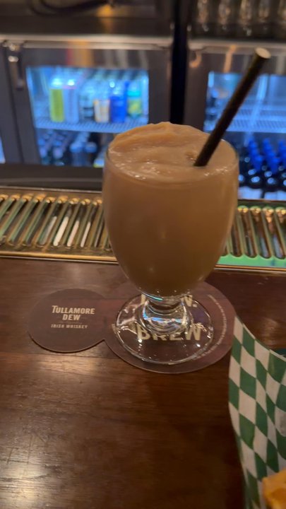 PICCADILLY PUB - Updated June 2026 - 29 Photos & 15 Reviews - 4749 N ...