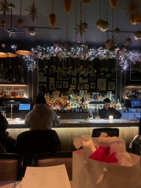 EIGHT BAR - Updated March 2026 - 242 Photos & 99 Reviews - 8 W Maple St ...