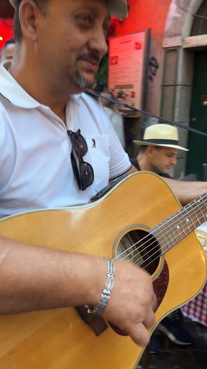 THE ROMAN GUY - Updated September 2025 - 190 Photos & 155 Reviews ...