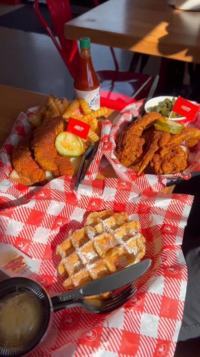 HATTIE B’S HOT CHICKEN - Updated January 2026 - 198 Photos & 106 ...
