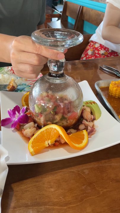 WACKY CRAB SHACK - Updated October 2025 - 16 Photos & 19 Reviews - 1601 ...